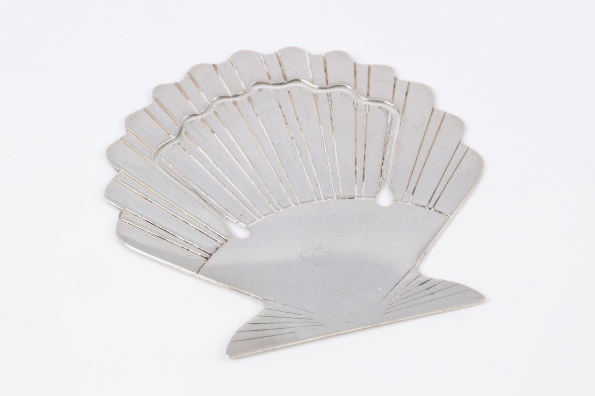 Tiffany & Co. 925 Silver Seashell Bookmark (10.31g.) – Chorost & Co.