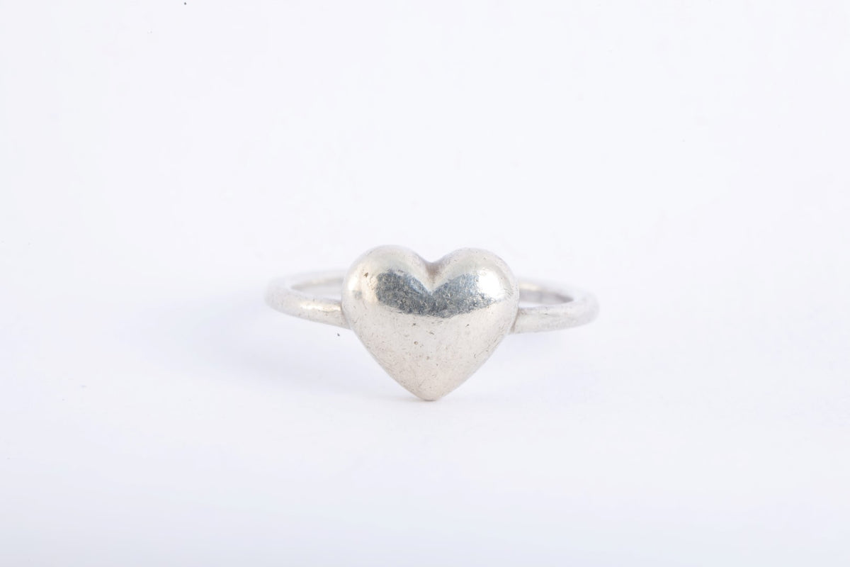 Tiffany & Co. 925 Silver Puffed Heart Ring Size 4.5 (3.07g.) – Chorost ...