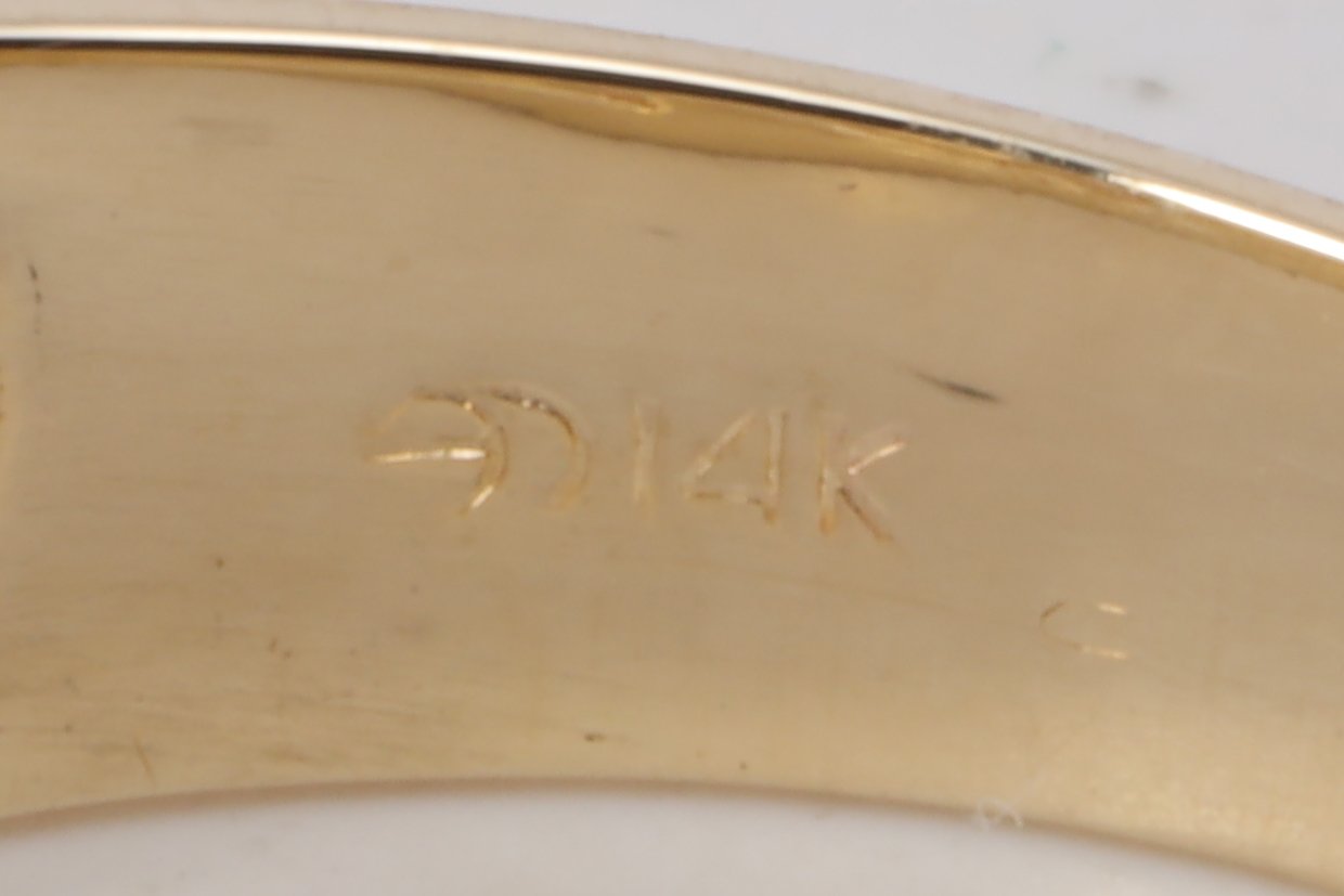 14k Yellow Gold Claddagh Ring Size 7.5 (4.00g.) - Chorost & Co.